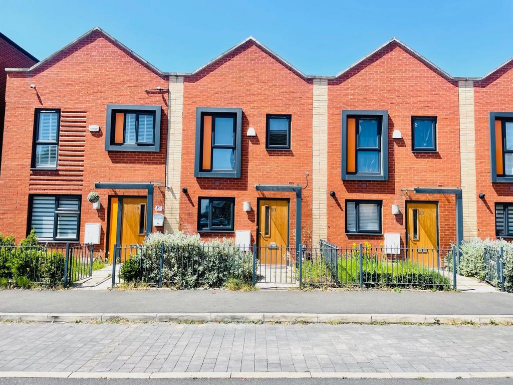 Athole Street, Greater Manchester M5 2 bed terraced house - £1,350 pcm ...