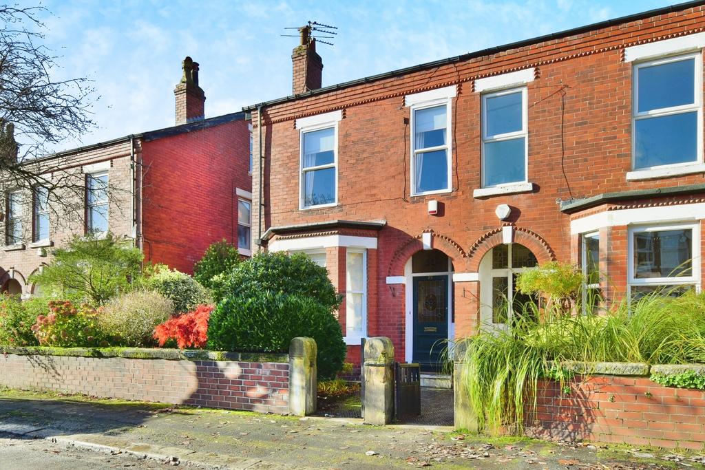 Abington Road, Greater Manchester M33 4 bed semi-detached house - £650,000