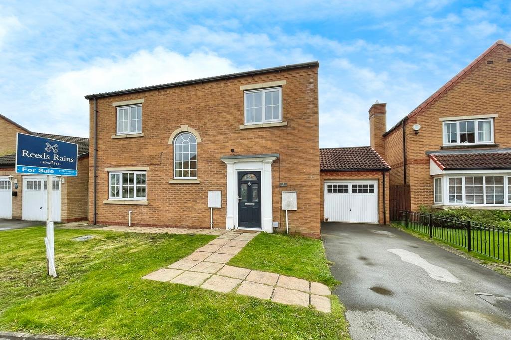 Ash Way, Selby YO8 4 bed detached house - £280,000