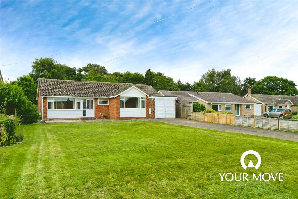 Hardley Road, Norwich NR14 2 bed bungalow - £325,000