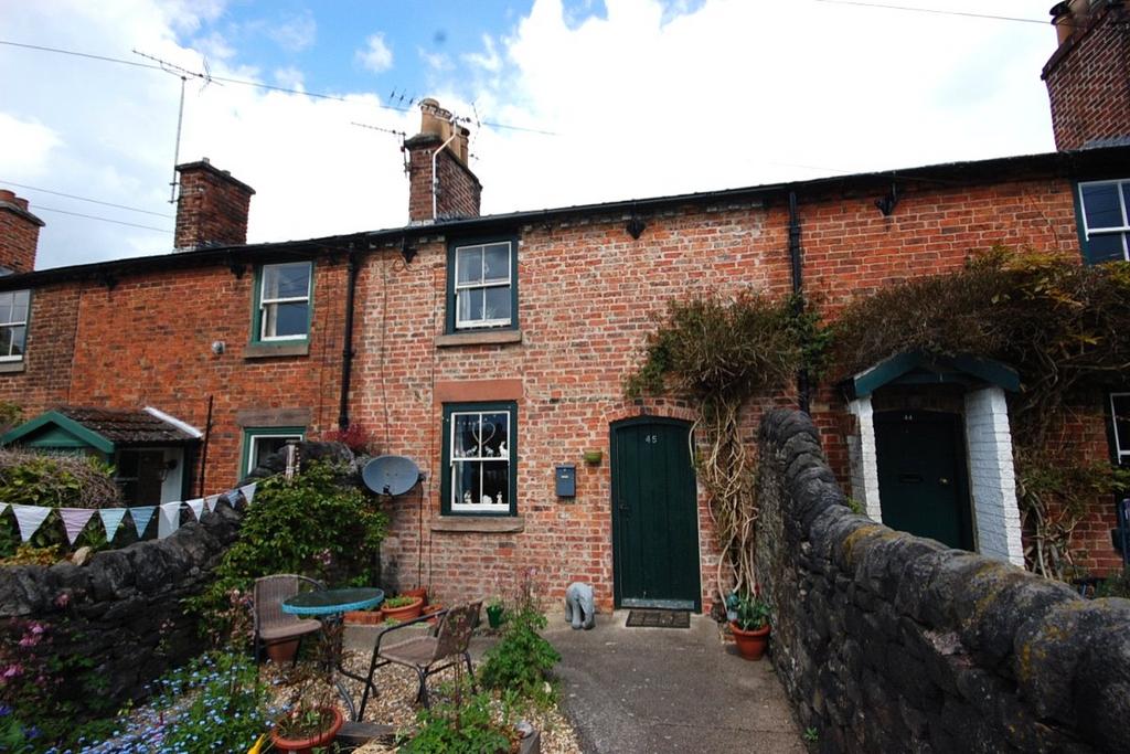 Short Row, Derbyshire DE56 2 bed terraced house - £180,000