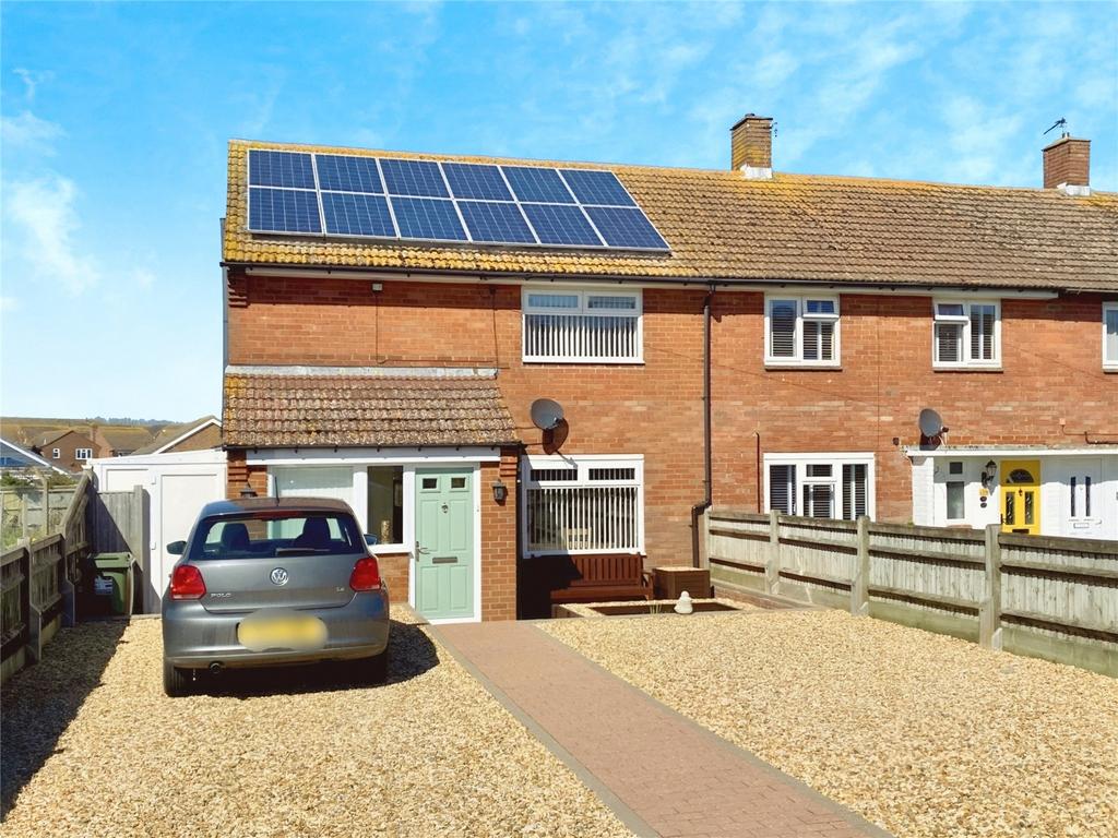 Ashgate Road, East Sussex BN23 3 bed end of terrace house - £325,000