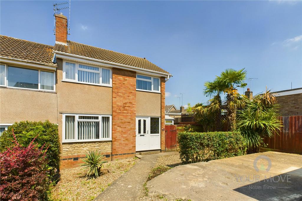 St. Annes Road, Kettering NN15 3 bed semi-detached house - £245,000