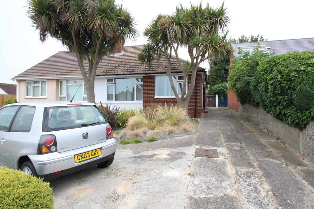 Cliffsend Grove, RAMSGATE CT12 1 bed bungalow - £975 pcm (£225 pw)