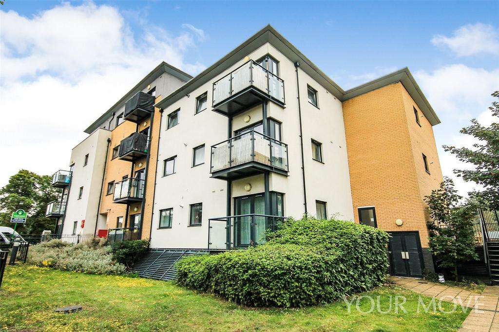 Cottons Approach, Romford RM7 2 bed flat - £295,000