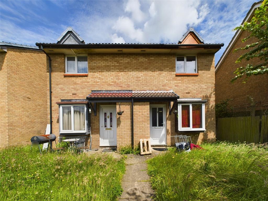 Juniper Way, Romford RM3 1 bed semi-detached house for sale - £270,000