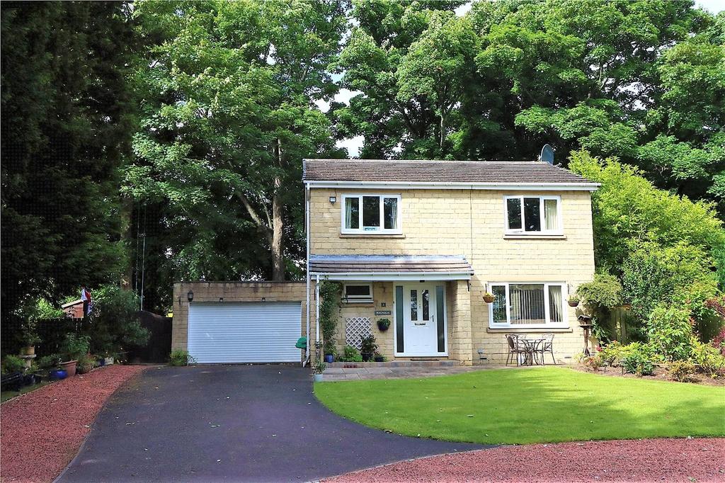 Walbottle Hall Gardens, Tyne and Wear... 4 bed detached house - £595,000
