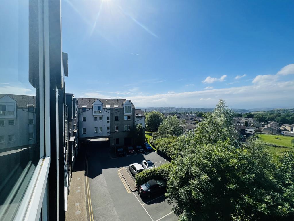 289 Otley Road, Bradford BD3 1 bed flat - £69,000