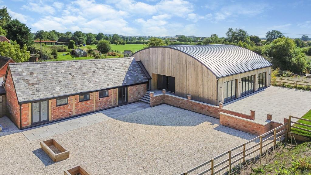 Admington, Shipston-on-Stour... 4 bed barn conversion - £1,275,000