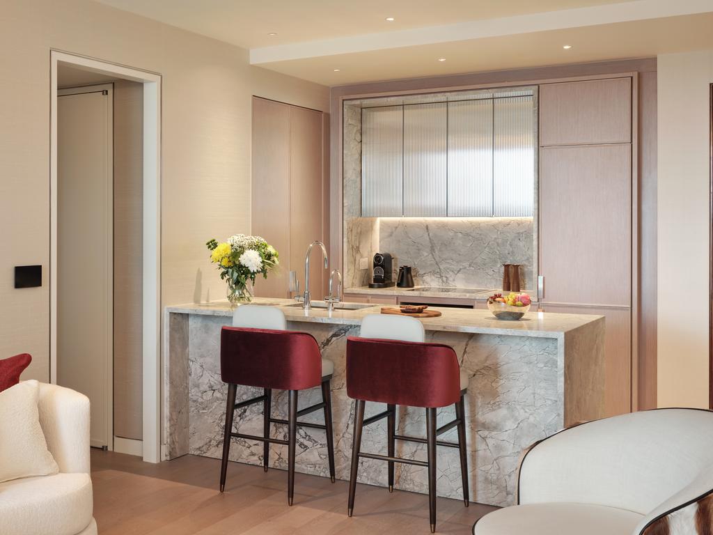 22 Hanover Square, London, W1S 1JA 2 bed apartment - £6,111,000