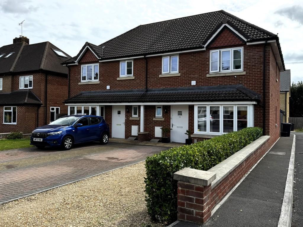 Kings Avenue, Corsham SN13 3 bed semi-detached house - £380,000