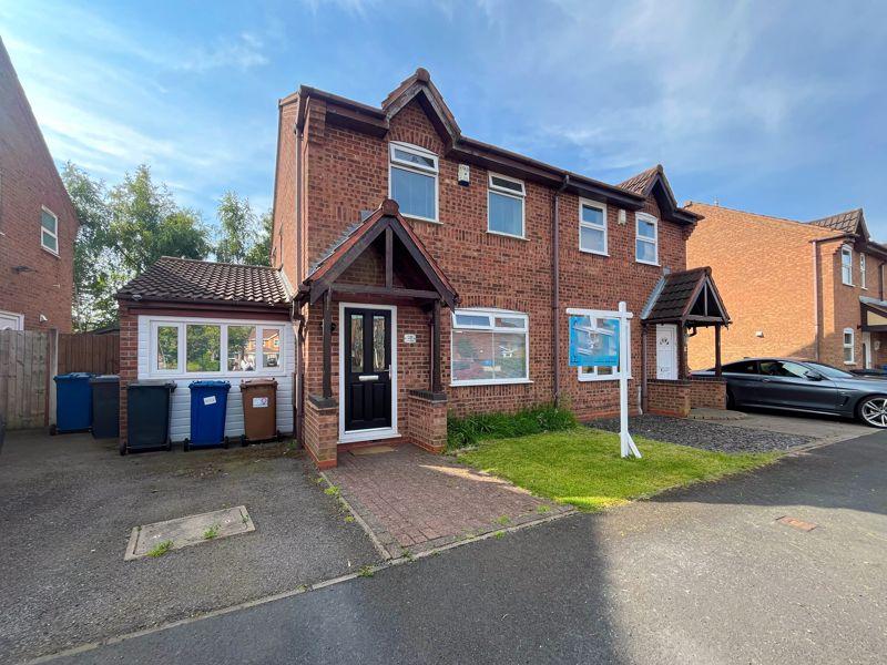 Lea Hall Drive, Burntwood, WS7 1ZS 3 bed semi-detached house - £219,950