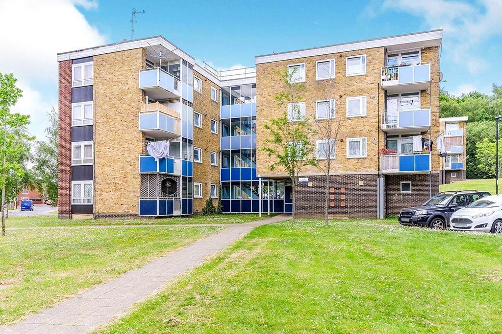 Linacre Road, Hampshire SO19 2 bed flat - £1,170 pcm (£270 pw)