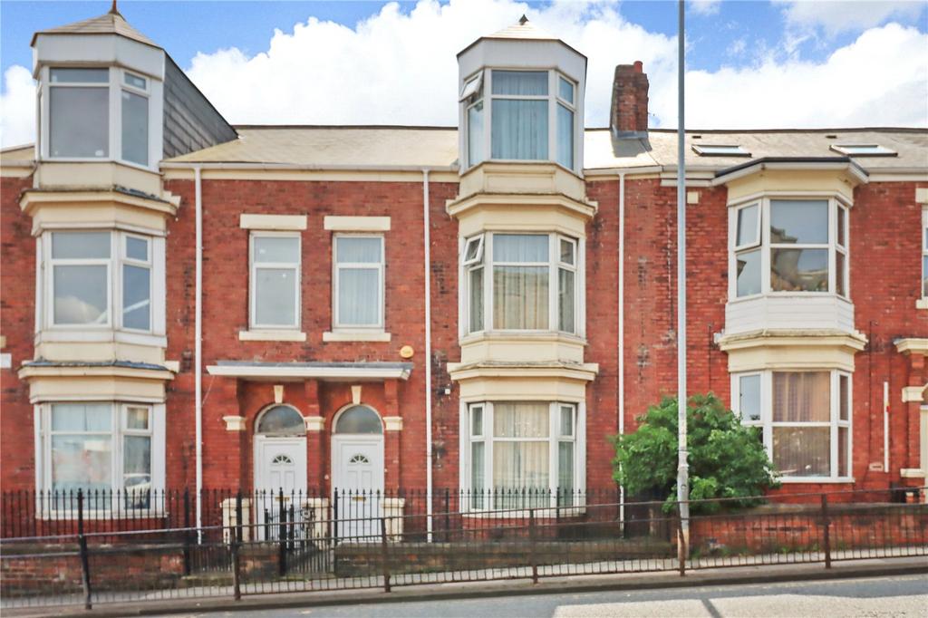Chester Road, Tyne and Wear SR4 6 bed terraced house - £230,000