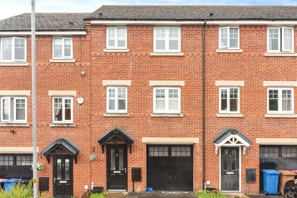 Wrigley Avenue, Swinton M27 4 bed terraced house - £325,000
