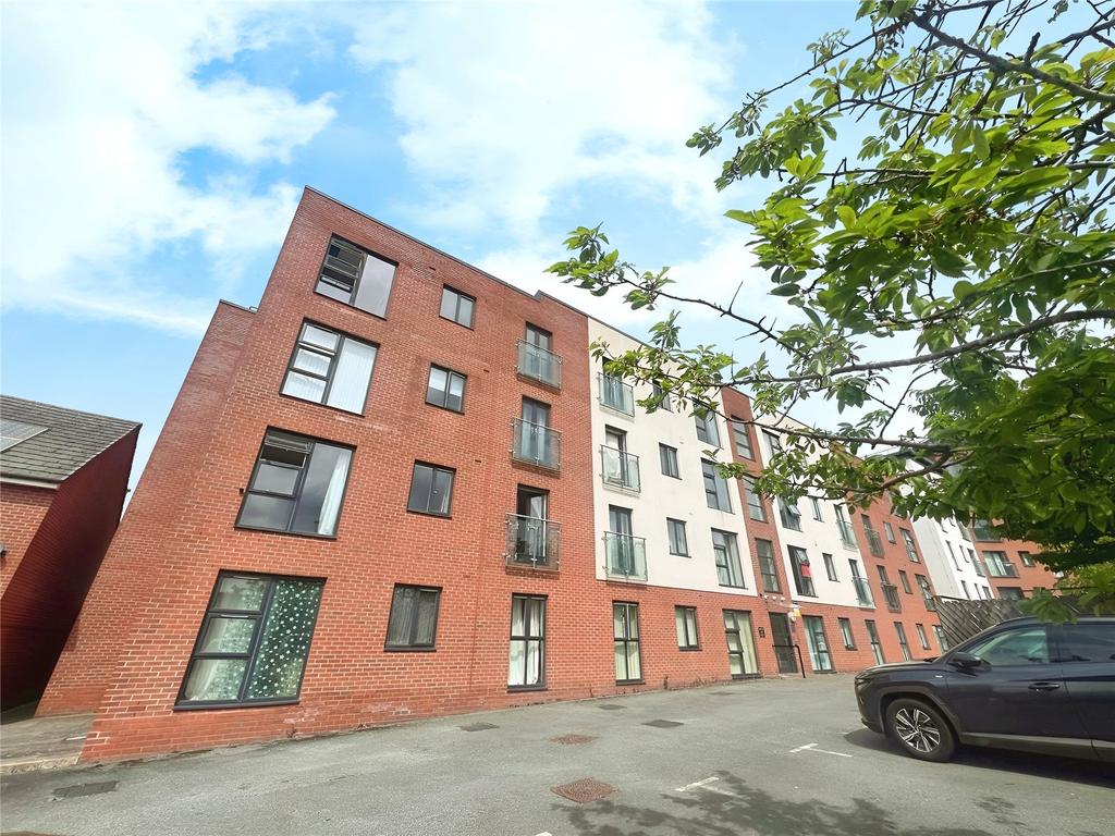 Camp Street, Greater Manchester M7 2 bed flat - £150,000