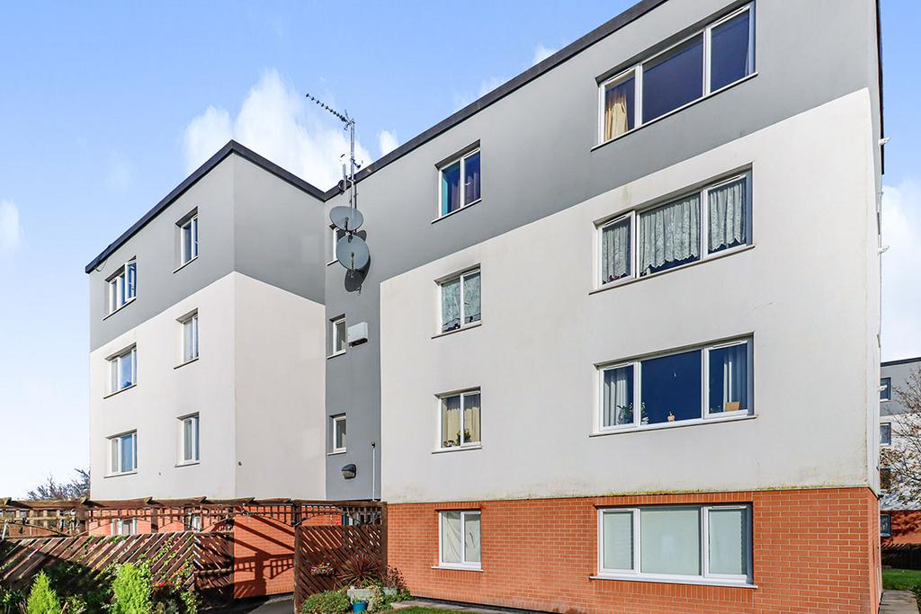 Severn Drive, Telford TF1 2 bed flat - £65,000