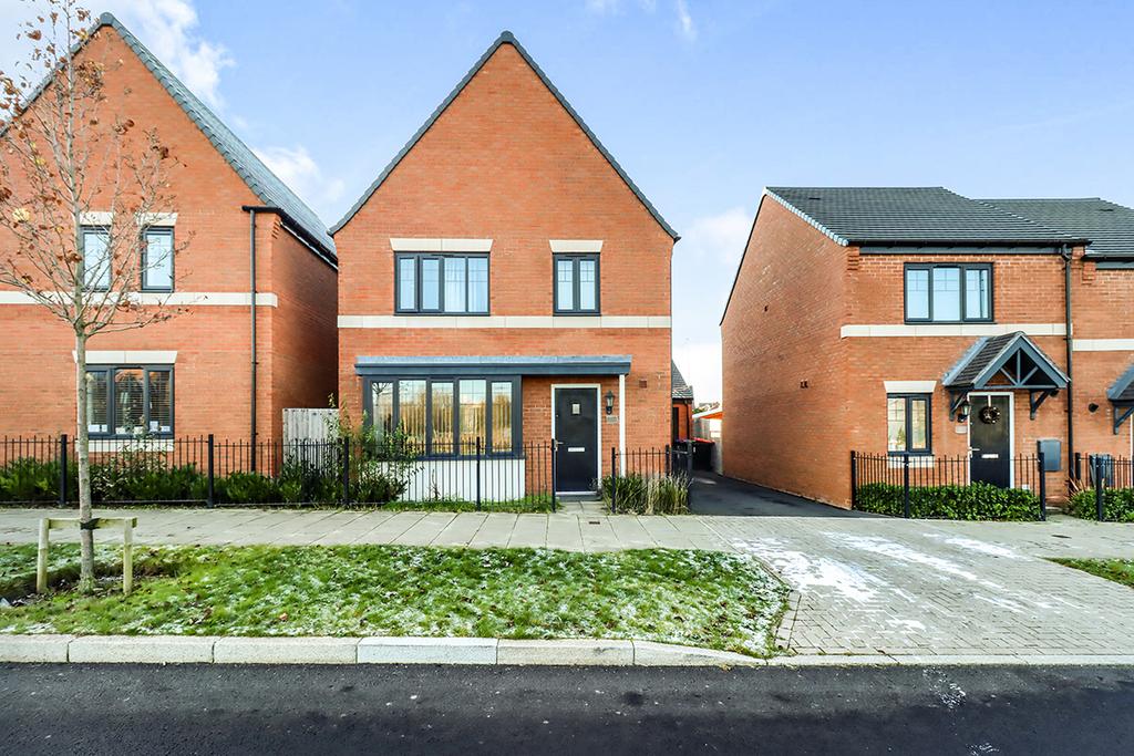 Bryce Way, Telford TF4 4 bed detached house - £294,000