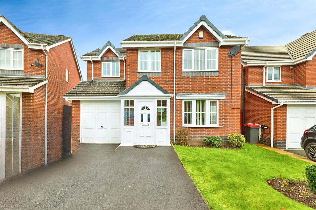 Woodside Road, Telford TF1 4 bed detached house - £350,000