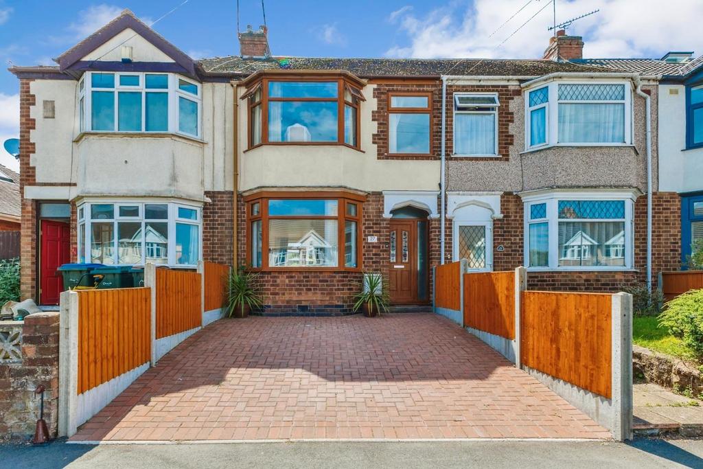 Wyken Croft, Coventry CV2 3 bed terraced house - £230,000
