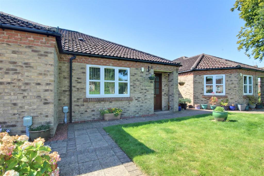 Cottage Green, The Garth, Cottingham 2 bed bungalow - £150,000