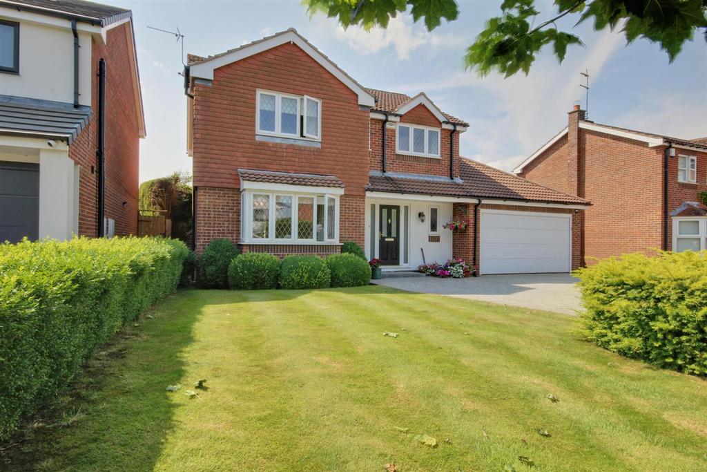 Laxton Garth, Kirk Ella, Hull 4 bed detached house for sale - £435,000