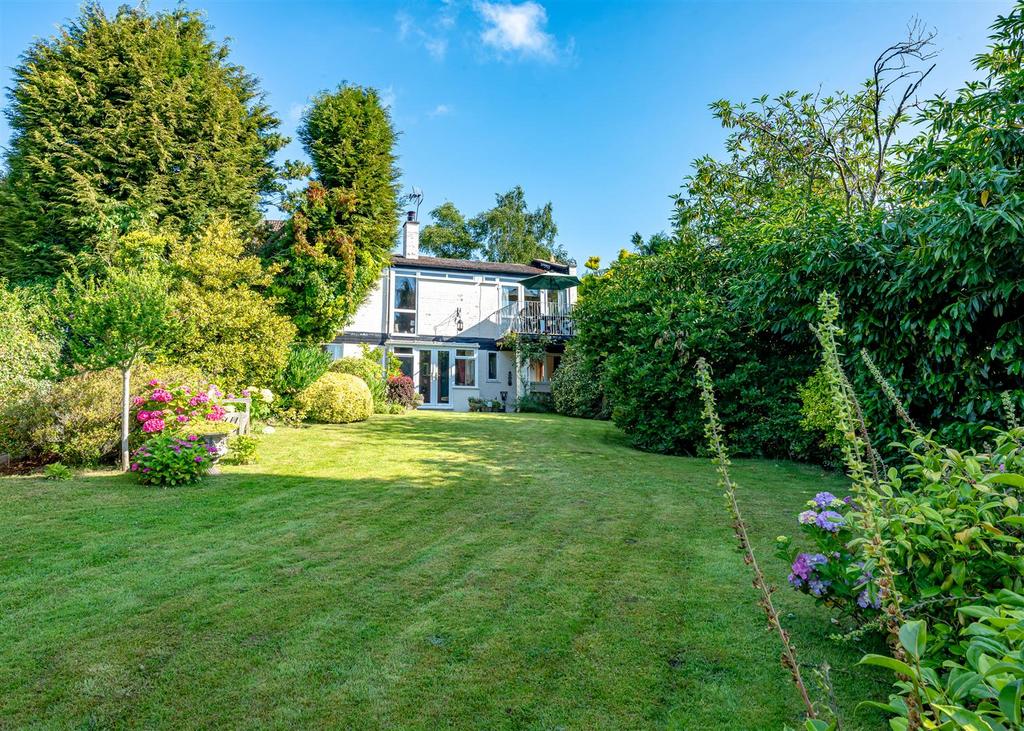 Meadow House, Folley Road, Ackleton... 3 bed detached house - £400,000