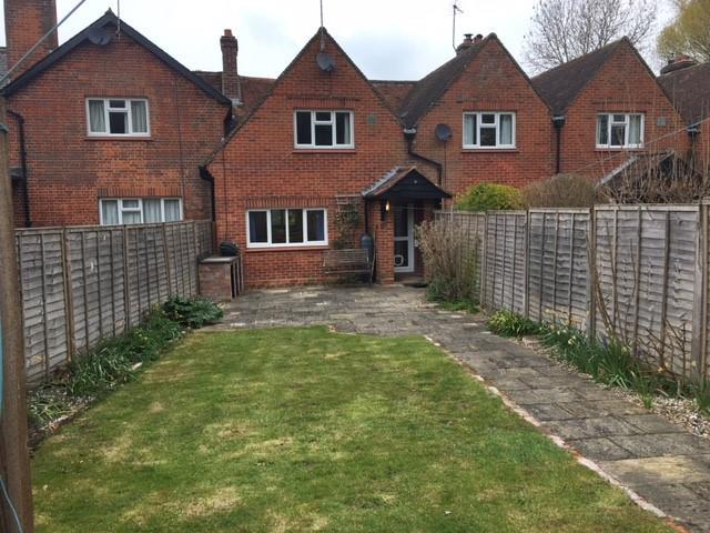 Tufton Warren Cottages, Tufton Warren 2 bed terraced house - £1,000 pcm ...
