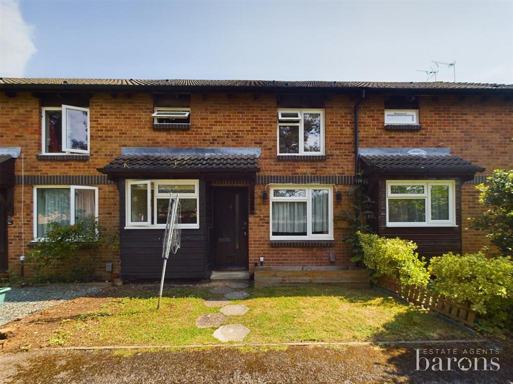 Ruskin Close, Basingstoke RG21 1 bed terraced house - £185,000