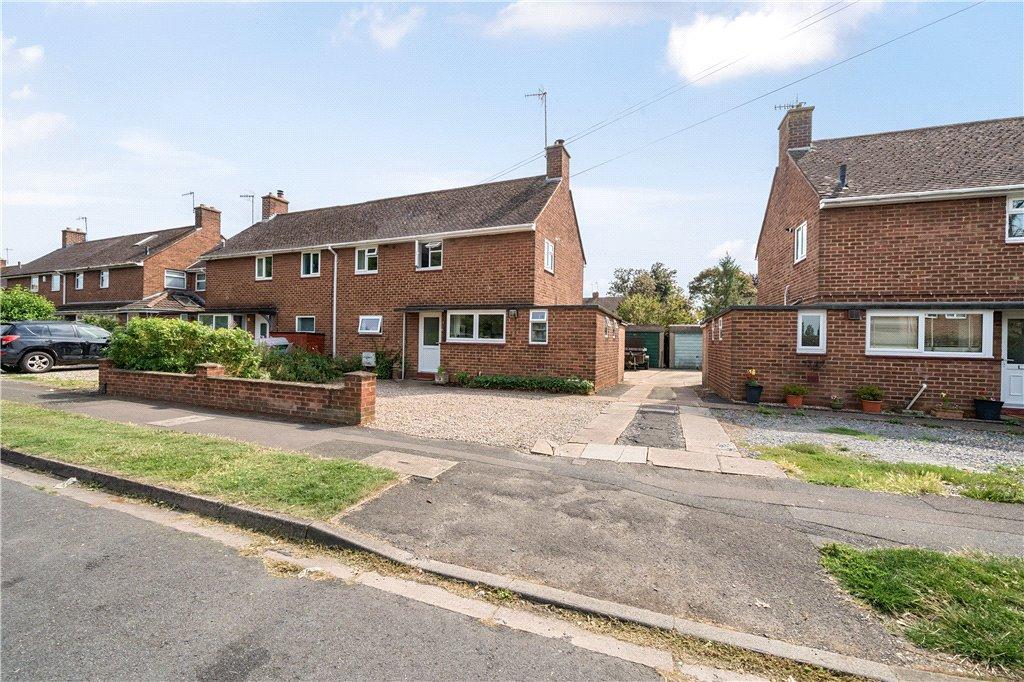 Battleton Road, Evesham, Worcestershire 3 bed semi-detached house - £ ...