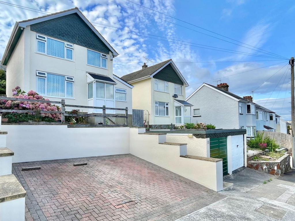 Elsdale Road, Paignton 3 bed detached house - £290,000