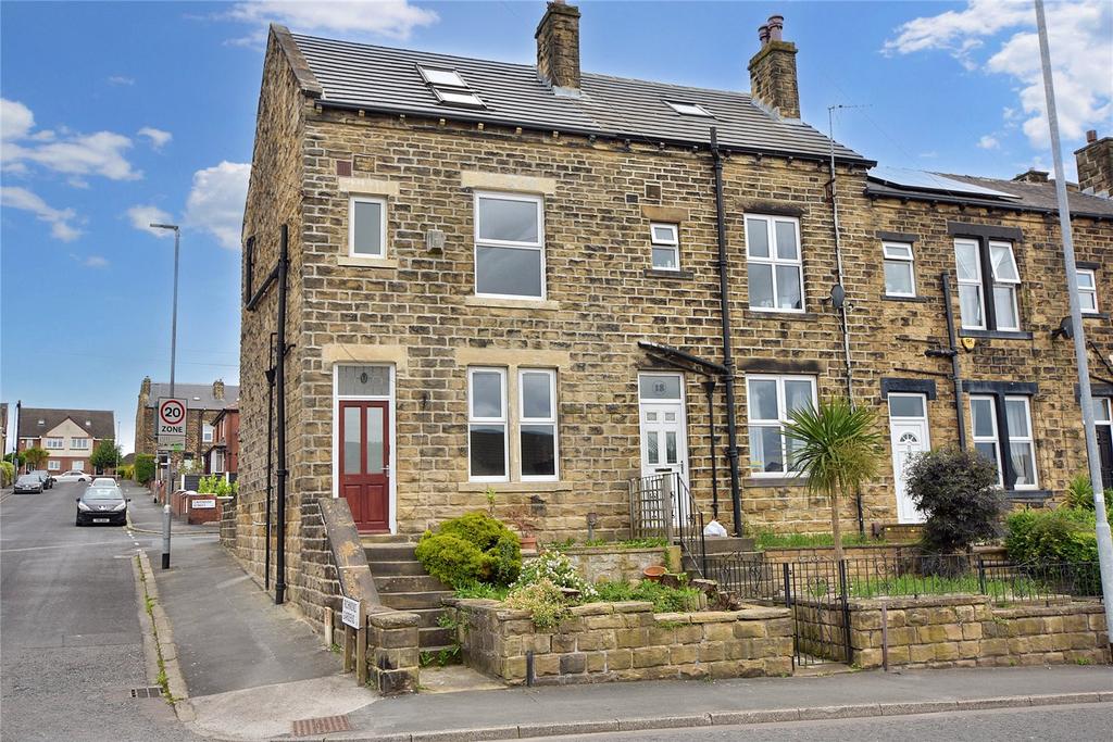 Hough Side Road, Pudsey, West Yorkshire 3 bed house - £225,000