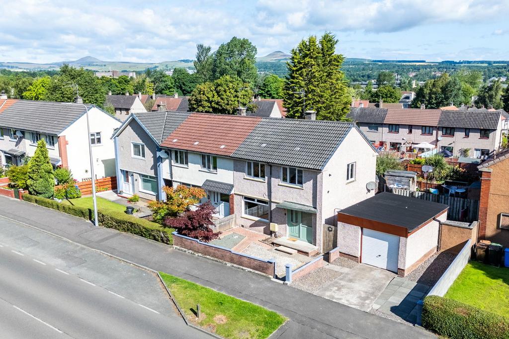 Warout Road, Glenrothes KY7 3 bed end of terrace house - £150,000