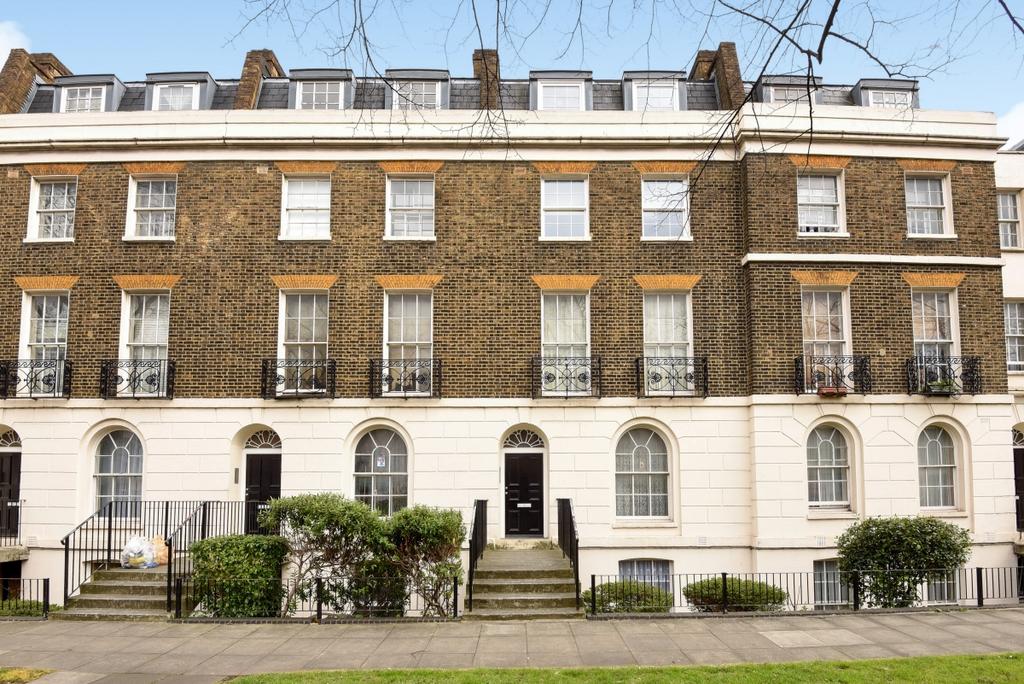 Brixton Road Oval SW9 2 bed apartment - £2,300 pcm (£531 pw)