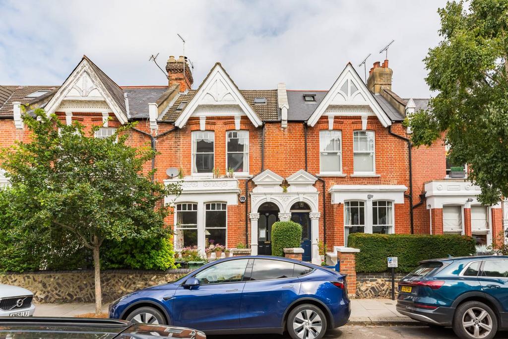 Crouch End, Crouch End, London, N8 3 bed flat for sale - £700,000