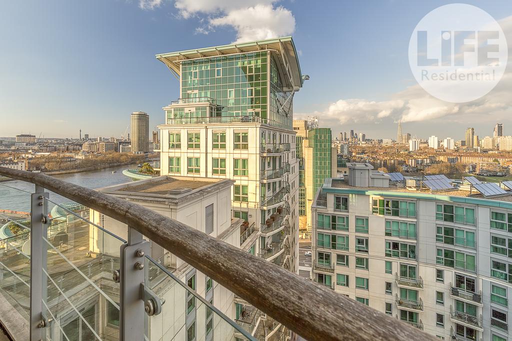 Drake House, Vauxhall SW8 2 bed apartment - £3,000 pcm (£692 pw)
