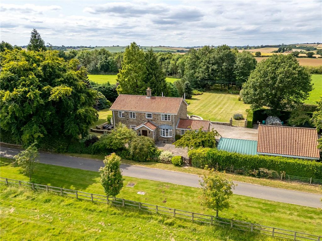 Bulmer, York, North Yorkshire, YO60 3 bed house - £925,000