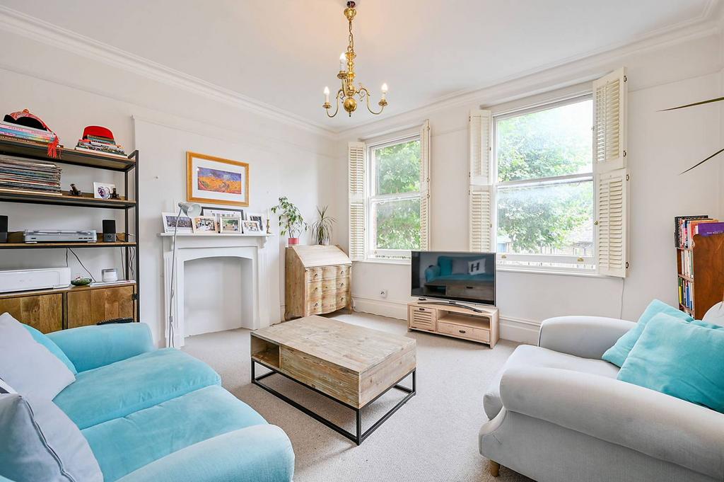 DIGBY MANSIONS, Hammersmith, London, W6 2 bed flat - £2,900 pcm (£669 pw)