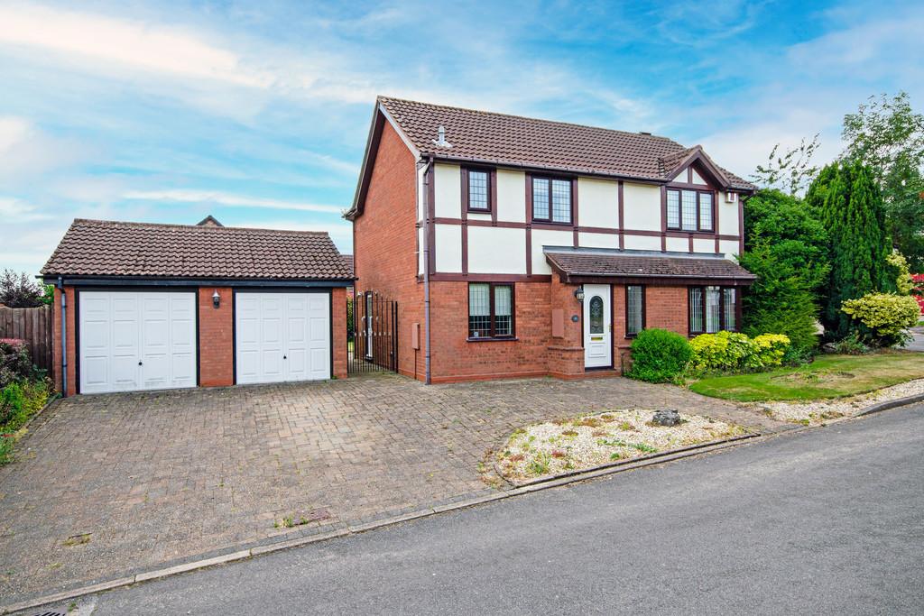 Juniper Drive, Sutton Coldfield B76 4 bed detached house - £525,000