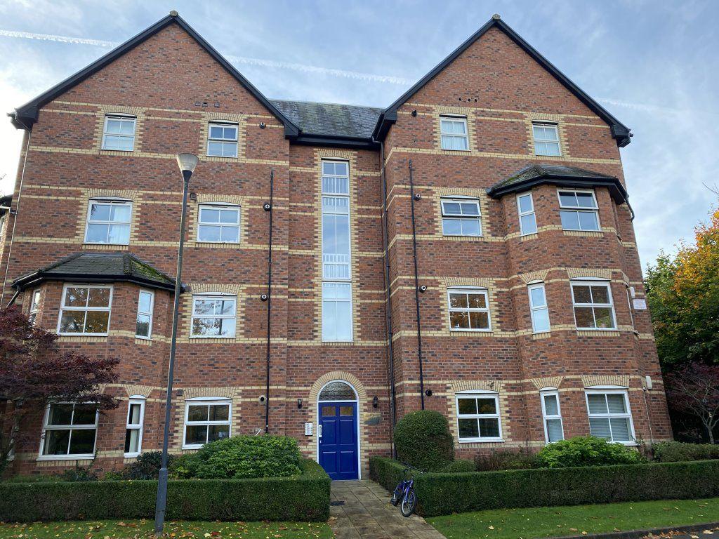 Ashcroft House, Altrincham, WA14 2WE 2 bed apartment - £1,200 pcm (£277 pw)