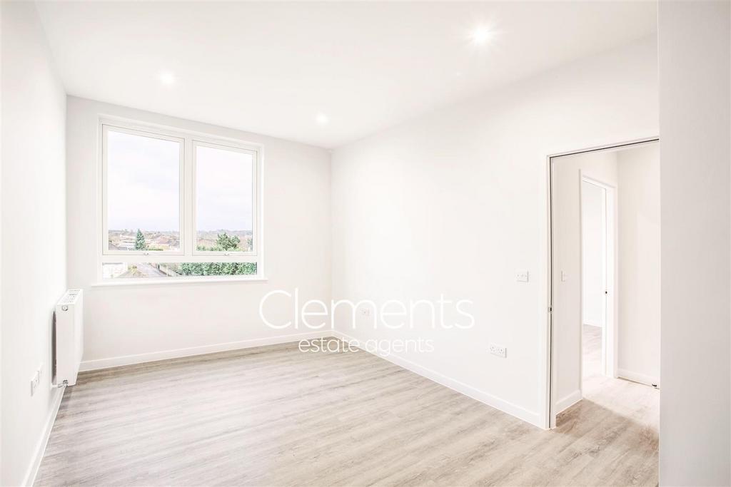 Bryanston Court, Hemel Hempstead HP2 1 bed apartment - £995 pcm (£230 pw)