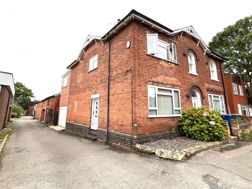 Lichfield Street, Rugeley 3 bed semi-detached house for sale - £215,000