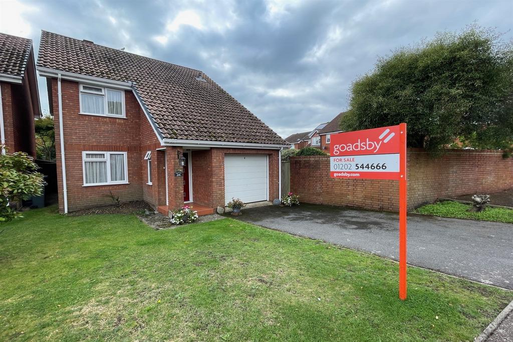 Littledown 3 bed detached house - £425,000