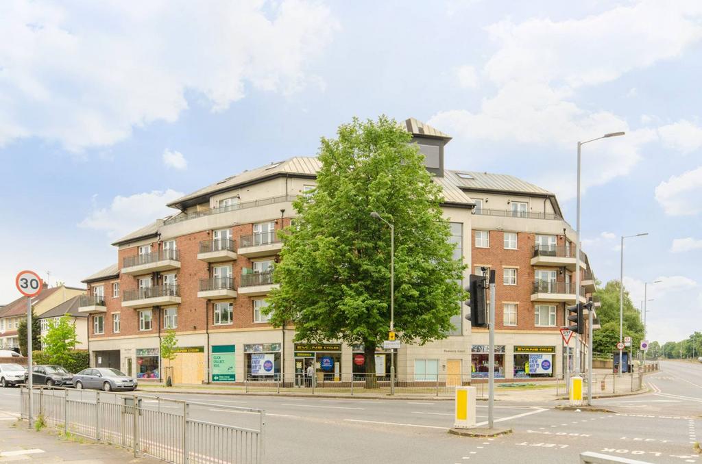 Peaberry Court, Hendon, London, NW4 1 bed flat - £1,751 pcm (£404 pw)
