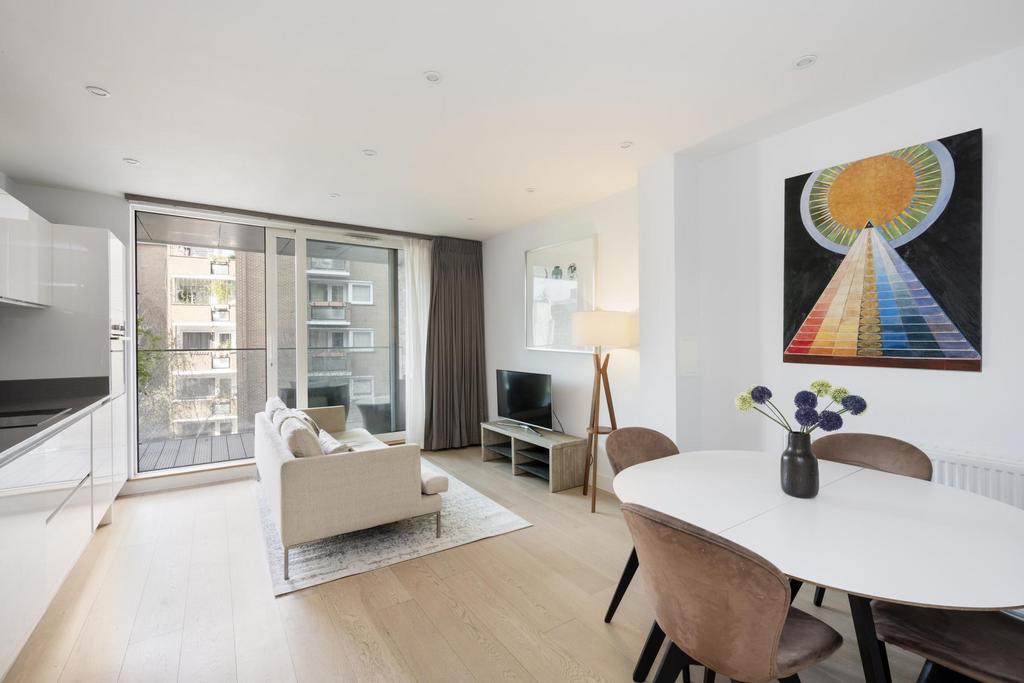 Globe View House, London SE1 2 bed apartment - £750,000