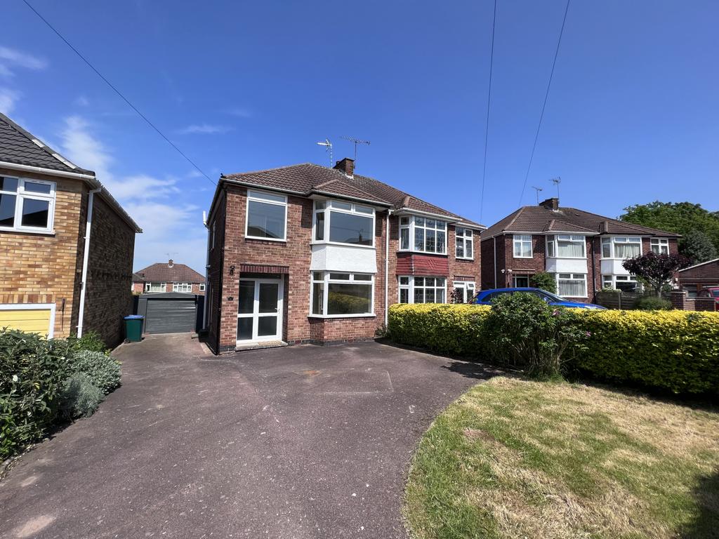 Harvey Close, Allesley, Coventry, CV5... 3 bed semi-detached house - £ ...