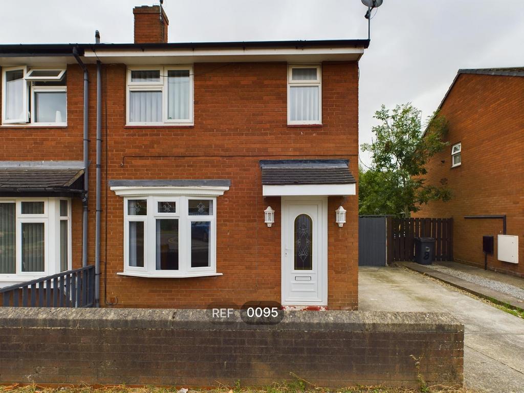David Whitfield Close, HU3 3 bed semi-detached house - £850 pcm (£196 pw)