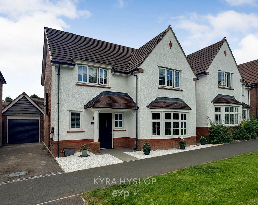 Exeter EX4 4 bed detached house - £525,000