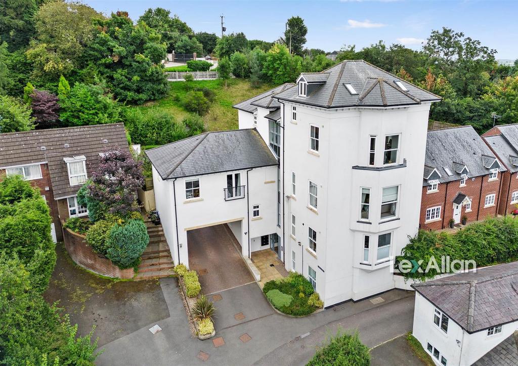 Mount Lane, Clent, Stourbridge 1 bed apartment for sale - £260,000
