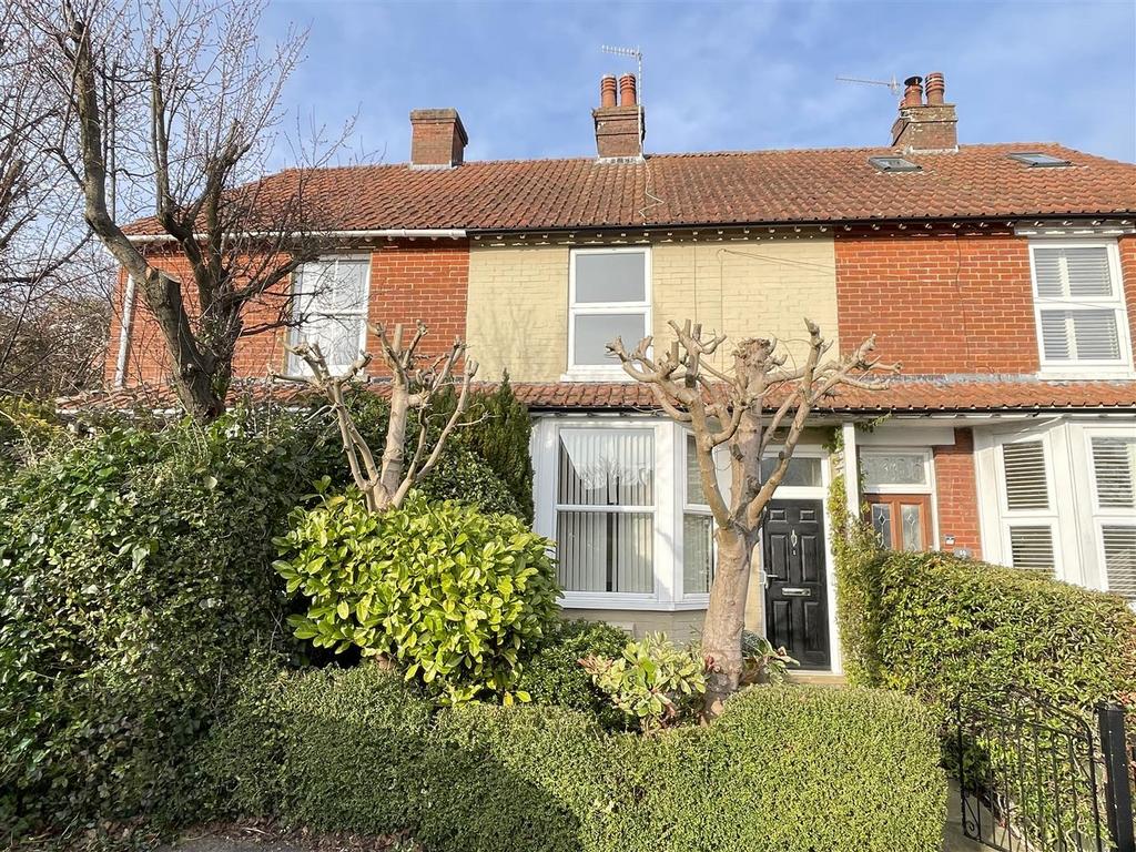 Bouverie Avenue, Salisbury SP2 2 bed terraced house - £359,950